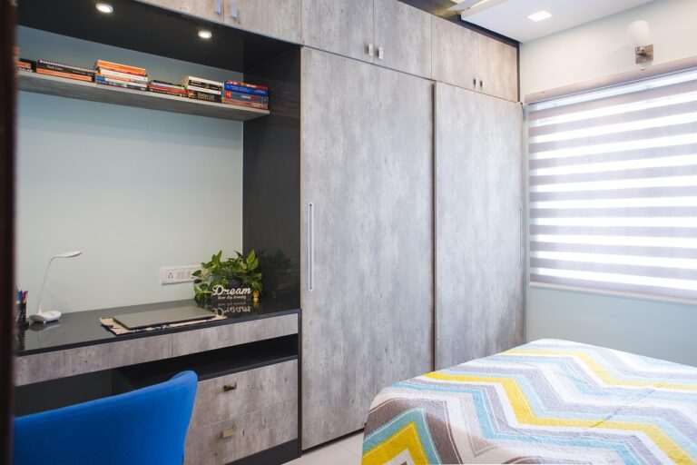 How to Build a Built-In Wardrobe Step by Step - Fitted Wardrobes ...